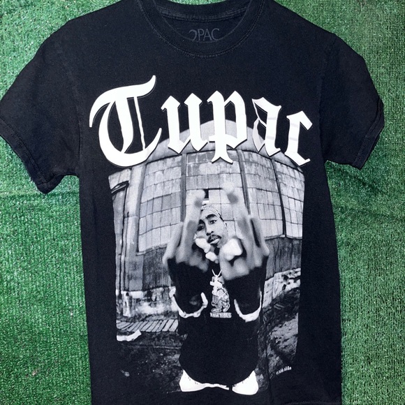 2PAC | Shirts | Tupac Middle Finger Black Shirt S Rap Hip Hop 2pac ...